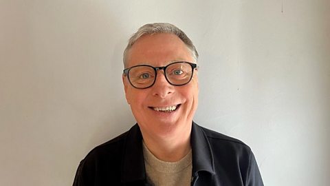 BBC Radio Cymru - Ffion Emyr, Irfon Jones yn cyflwyno