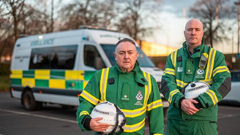 BBC Scotland - Paramedics on Scene
