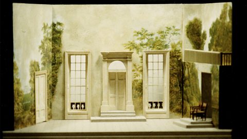 Selecting the set - Theatre design - GCSE Drama Revision - WJEC - BBC ...