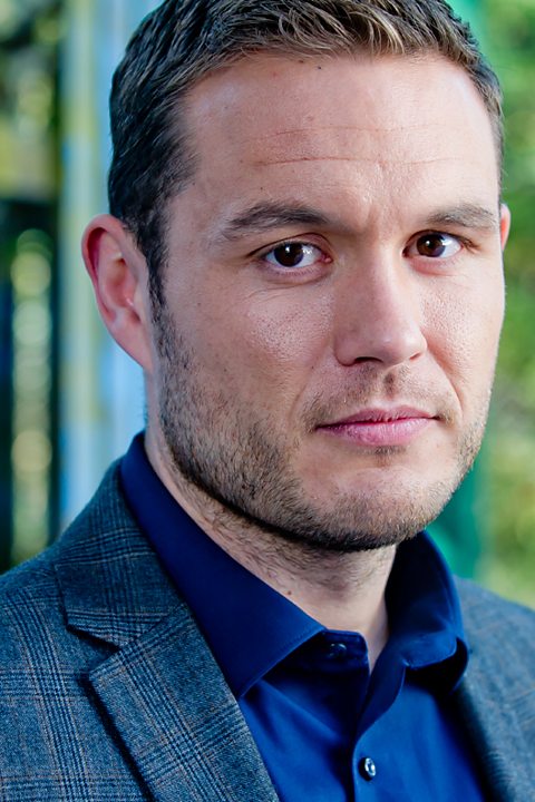 BBC Scotland - River City - Raymond: Suspects in the spotlight