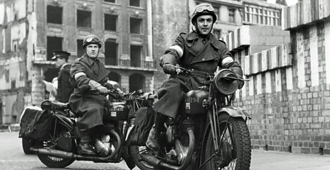 BBC World Service - War And Words - Correspondents in the Field