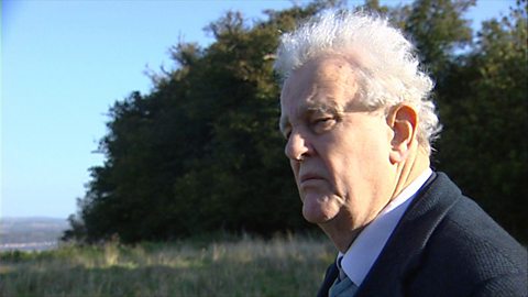 Former Labour MP Tam Dalyell dies - BBC News