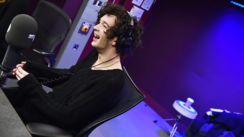 BBC Radio 1 - Alice Levine - 9 superstar bookworms and the books they ...