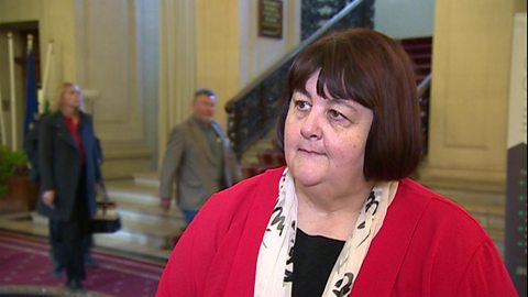 Welsh local councils call for 'freedom and flexibility' - BBC News