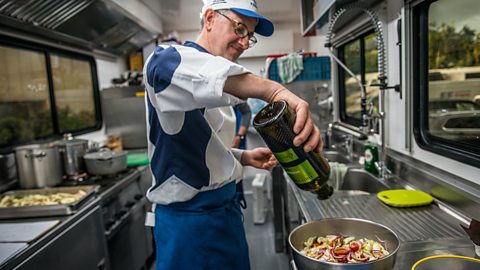 BBC Radio 4 - Radio 4 in Four - How to eat like a professional cyclist