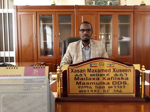 Gaabis ku yimid hawlihii dowladda deegaanka kaddin isbadaladii halkaas ...