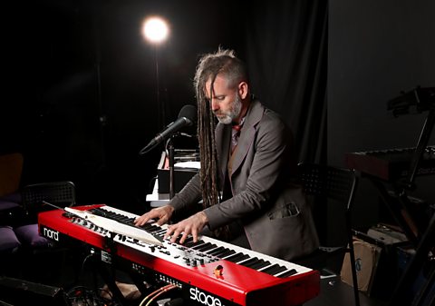 BBC - Duke Special's Gramophone Club at the Accidental Theatre, Belfast