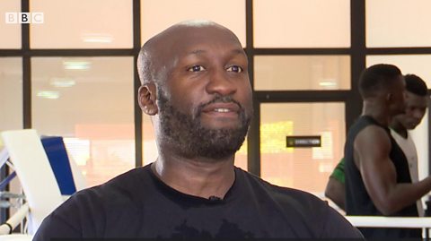 Peter Mathebula : le premier champion de boxe noir d’Afrique du Sud n ...