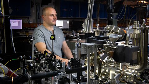 Quantum computing - BBC News