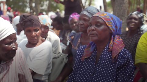 Zimbabwe 'on brink of man-made starvation', UN warns - BBC News