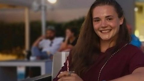 London Bridge attack victim Saskia Jones 'was perfect soul' - BBC News