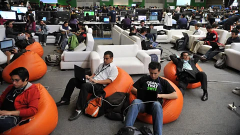 Cyberloafing: The line between rejuvenating and wasting time