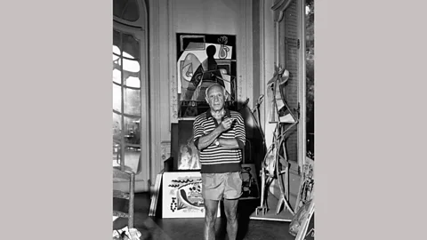 The chaotic habit behind Picasso's genius work