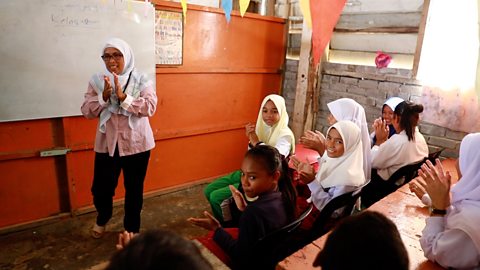 Mantan TKI ilegal di pabrik tripleks Malaysia kelola sekolah anak-anak pekerja migran: 'Saya ...