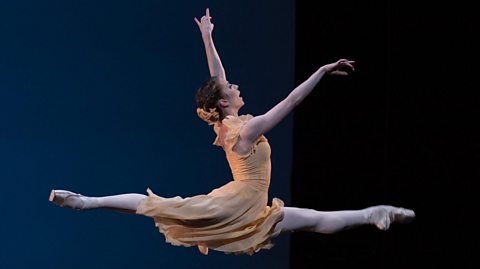 The Royal Ballet - BBC News