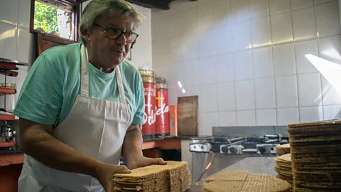 Barquillos: Spain's unique street food roulette