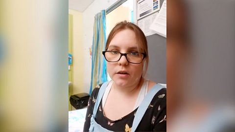 Covid: £500 self-isolation payment scheme expands - BBC News