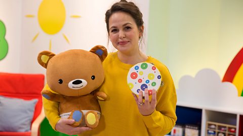 The Baby Club - CBeebies - BBC