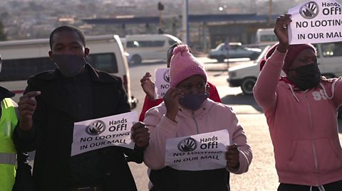 South Africa Zuma riots: What's behind the violence and looting? - BBC News