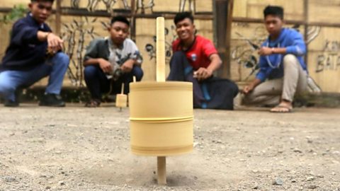 Permainan Gasing: Tergerusnya putaran permainan 'kampungan' - Filosofi ...