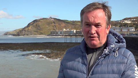 Aberystwyth: Drugs and violence fears in town - BBC News