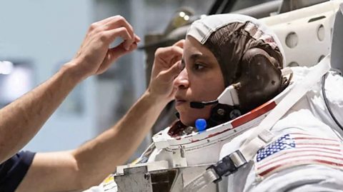 Jessica Watkins: Meet the first black woman to work on the ISS - CBBC ...