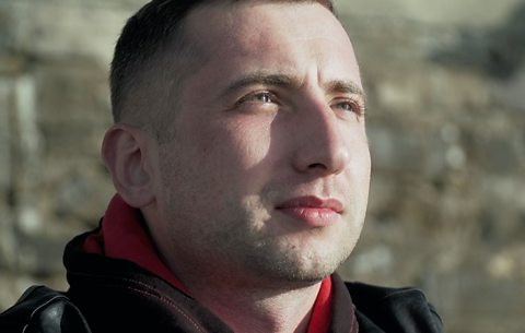 O escândalo de torturas e estupros revelado por ex-prisioneiros na ...