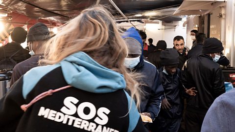 Europe migrant crisis - BBC News