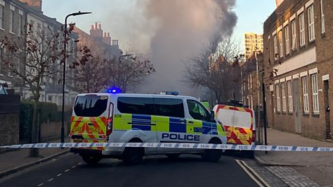 Hackney: Children evacuated as school bus catches fire - BBC News