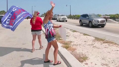 Donald Trump didakwa membayar uang suap kepada mantan bintang film porno - eks Presiden AS yang ...