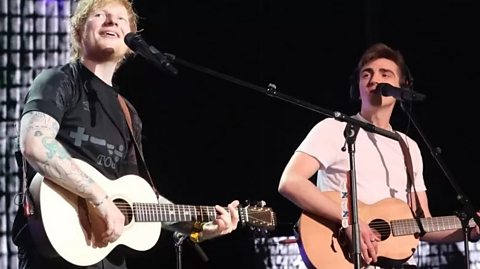 Ed Sheeran invites Wiltshire singer from crowd up on stage - BBC News