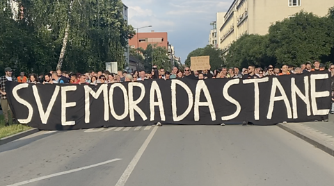 „Srbija protiv nasilja". Protesti u više gradova Srbije, demonstranti ...
