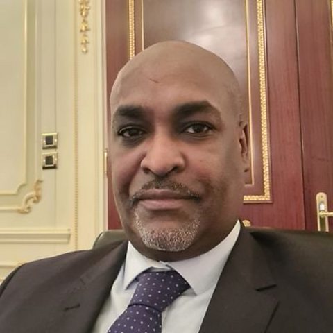 Le Débat BBC Afrique - Africa Radio avec Aziz Mahamat Saleh - BBC News ...