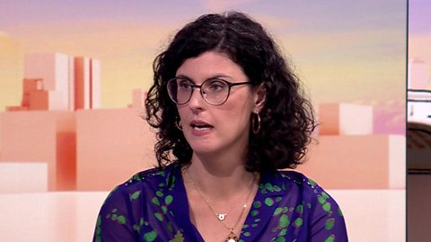 Layla Moran: MP confirms death of family member in Gaza - BBC News