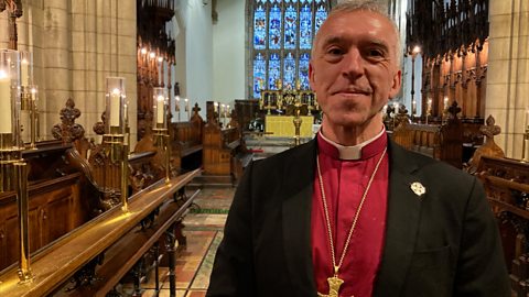Archbishop of Wales calls for Christmas peace prayers - BBC News