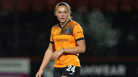 Watch: First-half hat-trick for Glasgow City's Lisa Forrest - BBC Sport