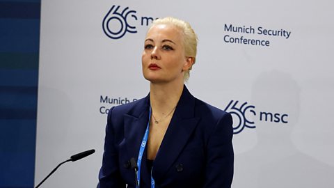 Yulia Navalnaya: Russian opposition leader's 'principled and fearless' widow - BBC News