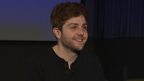 Star Trek: Scotty played by Scottish actor for first time - BBC News