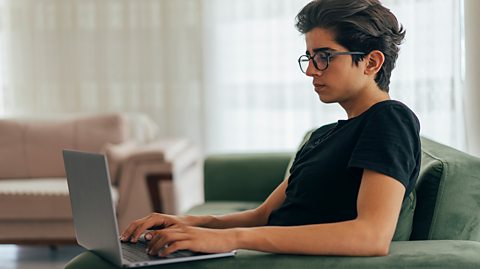 GCSE and secondary resources for KS3 and KS4 - BBC Bitesize