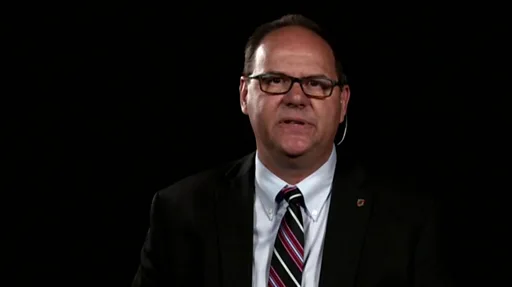 Katty Kay: Spicer had choice - apologise or dig - BBC News