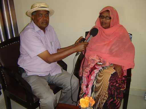 Dhoofka xoolaha nool oo sare u qaaday dakhliga Somaliland - BBC News Somali