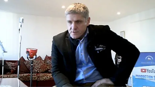 Conman Carl Mould resurfaces with scam targeting actors - BBC News