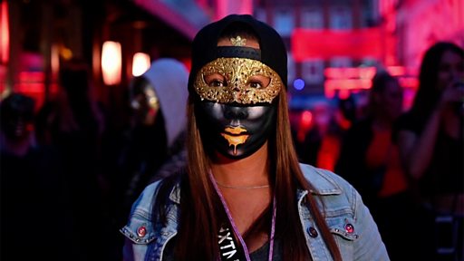 Almanya'da seks işçilerinden 'genelevler açılsın' eylemi - BBC News Türkçe