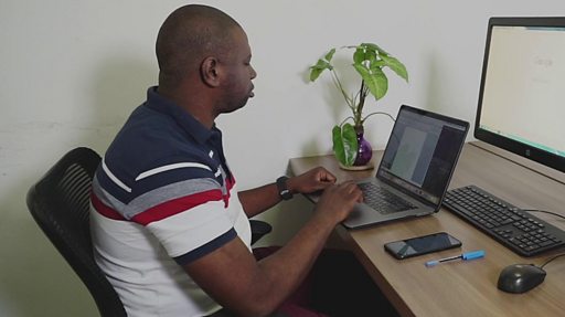L'effet néfaste des écrans sur notre concentration - BBC News Afrique