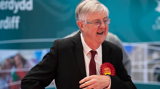 Welsh election results 2021: Labour set to stay in power - BBC News