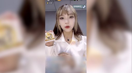 Model China 'bermata sipit', mengapa sejumlah orang beranggapan mereka ...