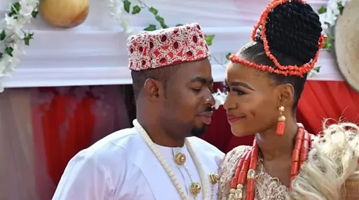 Chukwuemeka na Chinyere Odunukwe: Etu di na nwunye ji otu nwa na ...