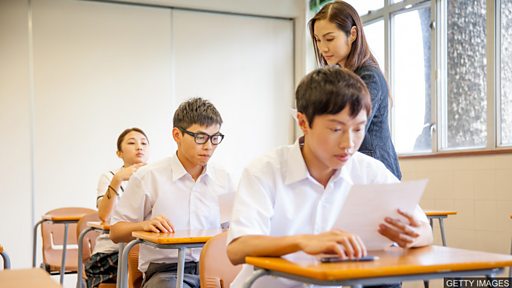 BBC Learning English - 你问我答 / Solve and settle 两个表示“解决”的单词区别