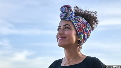 BBC Learning English - 今日短语 / To catch someone off guard 令人猝不及防