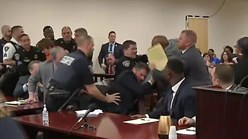 Buffalo shooting: Relative lunges at gunman before sentencing - BBC News